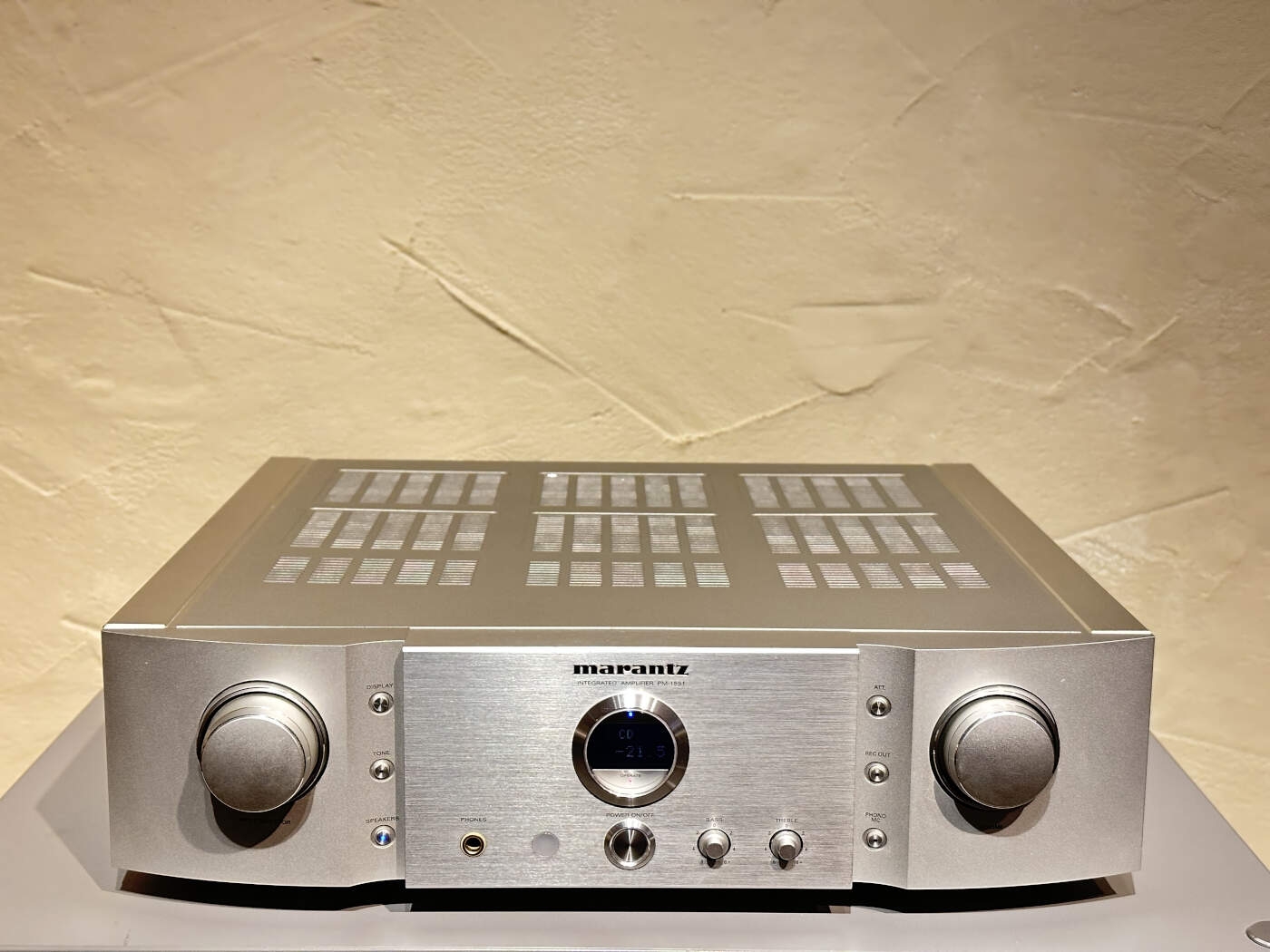 Marantz PM-15S1 Silber High-End-Vollverstärker UVP war 1699 € | Auspa ...