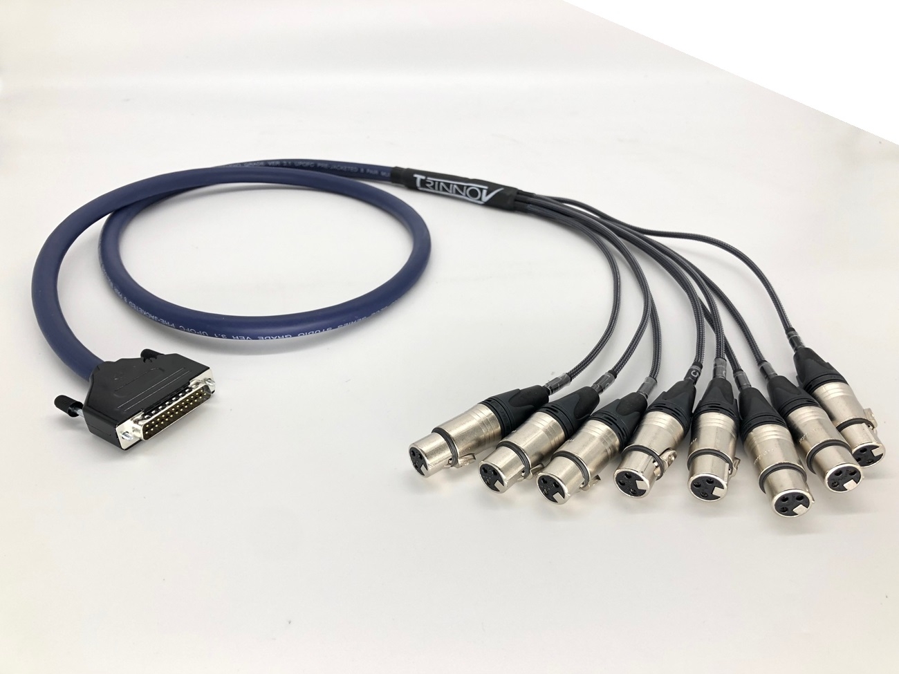 Van Damme Blue Series DB25 auf 8x XLR, 1,5 m Kabel, 190,00
